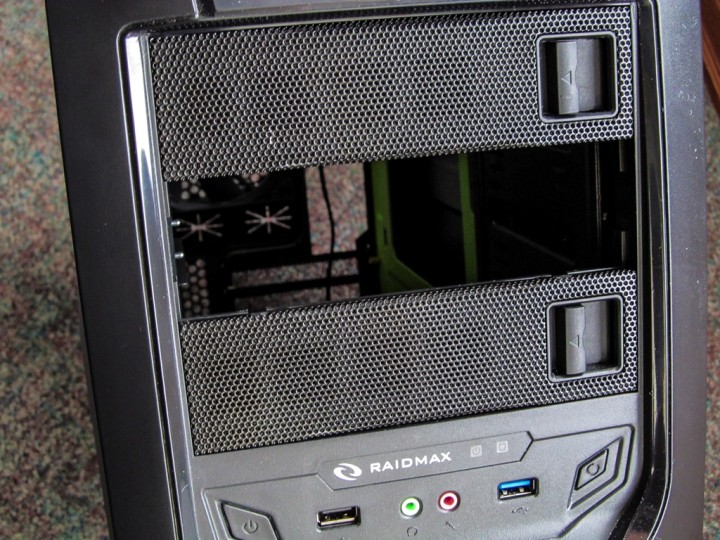 Raidmax Cobra Wide-Body ATX Case Review - More Than Just Eye Candy ...